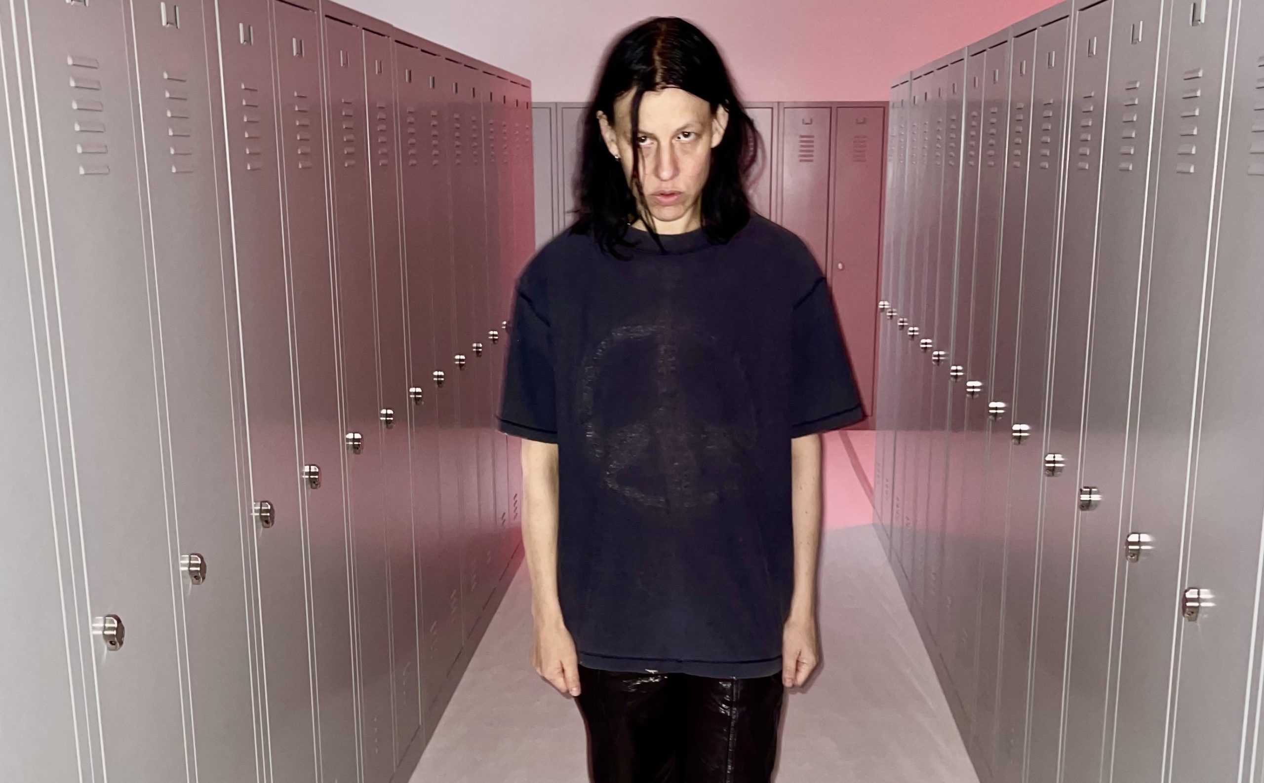 „Youth” in Amsterdam: 5 Fragen an Anne Imhof | WELTKUNST