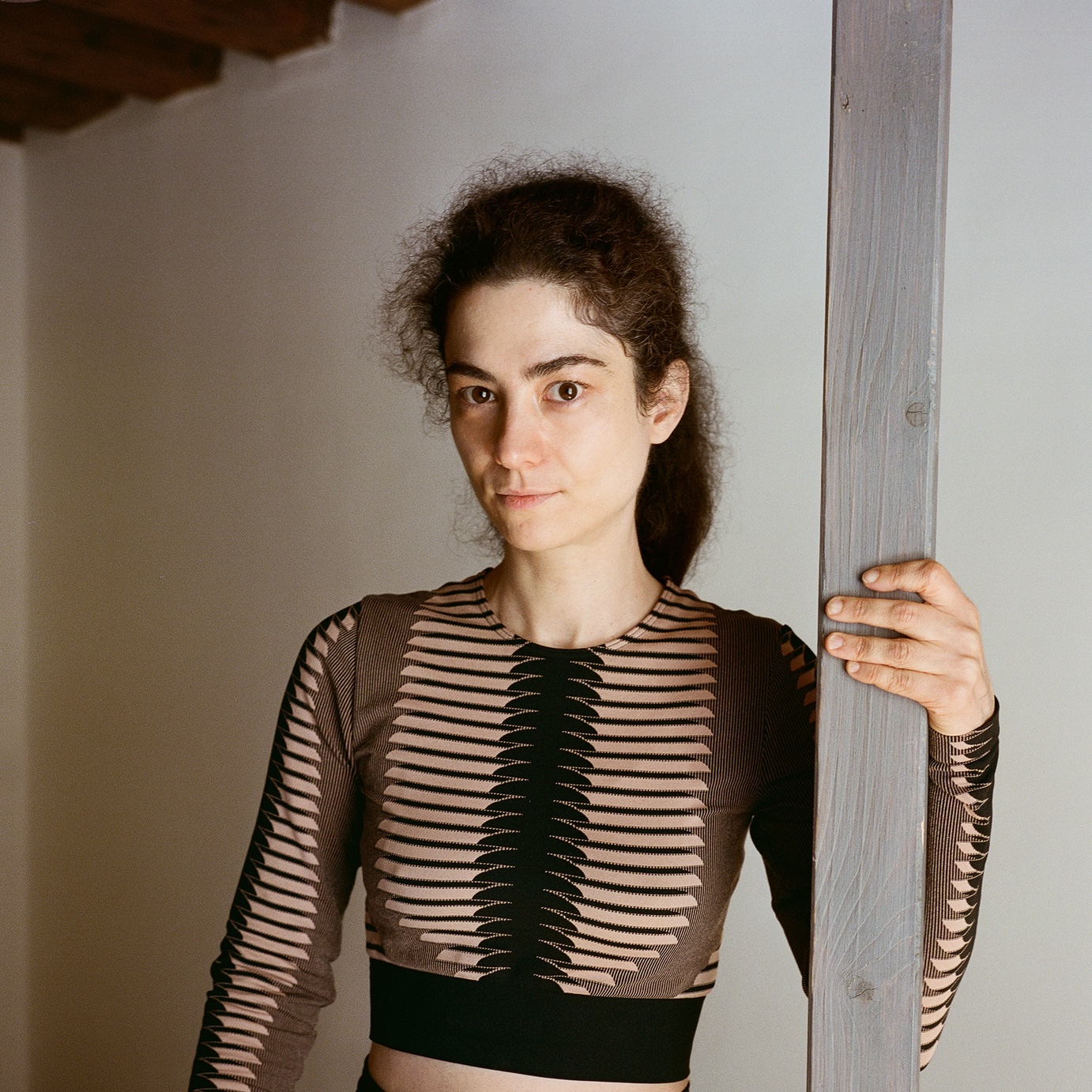 Agnes Scherer im Papierland | WELTKUNST