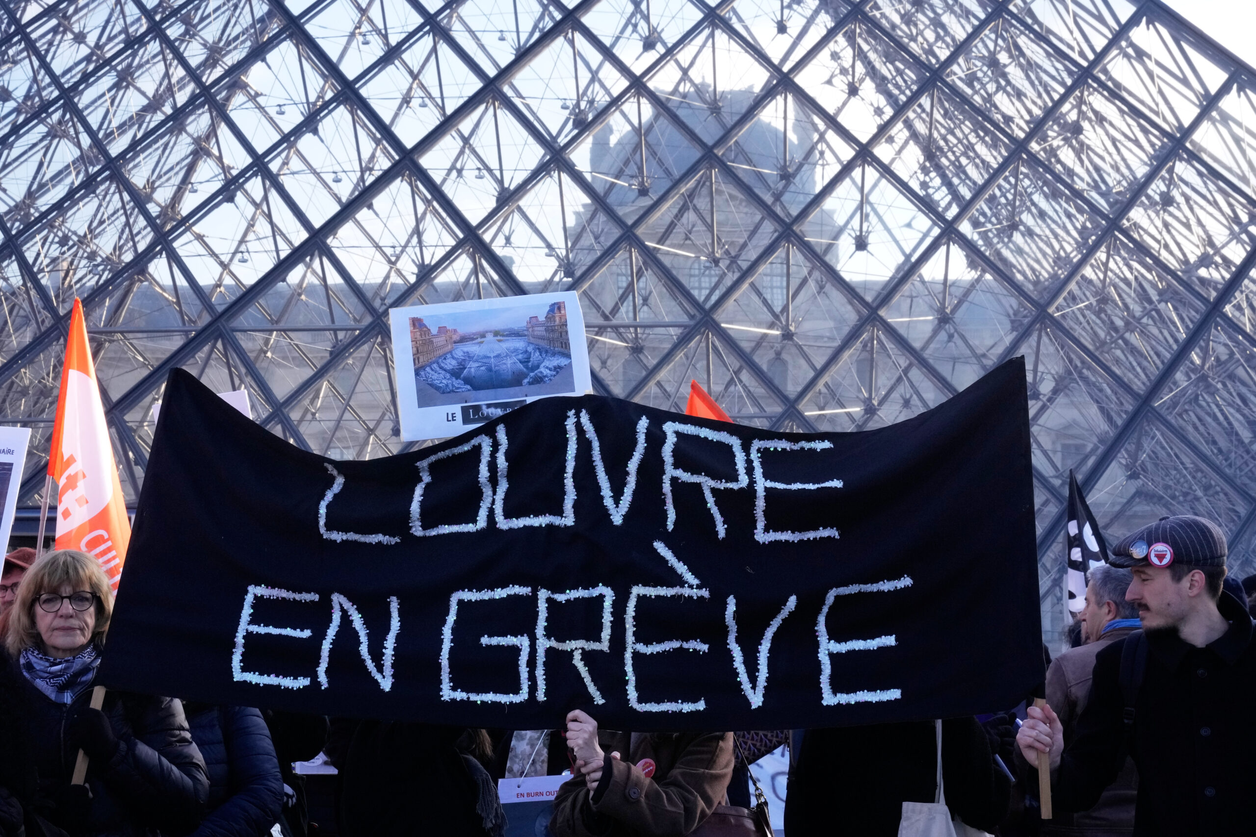 Streik Paris Morgen